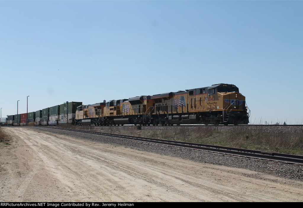 UP 8142 & others (1)